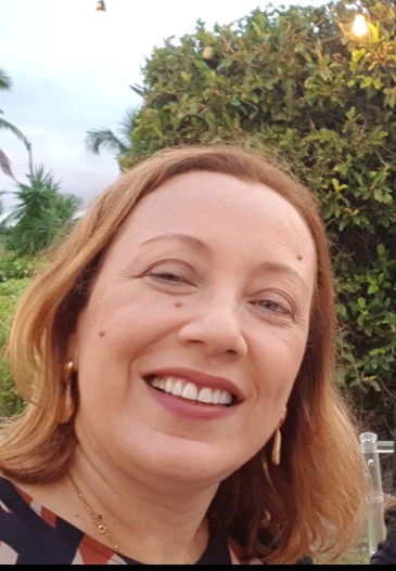 Simone Viana | Cursos e conteúdos gratuitos